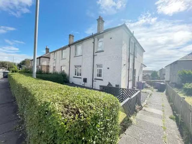 2 bedroom flat for rent in Glencairn Street, Stevenston, North.
