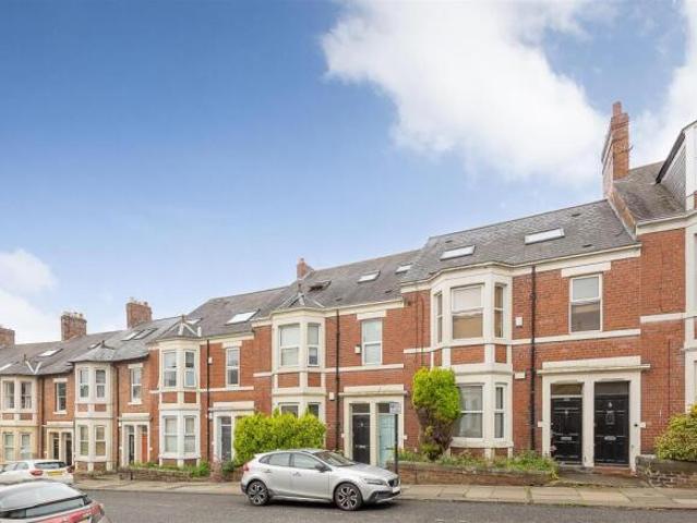 2 bedroom flat for rent in Grosvenor Road, Jesmond, Newcastle upon Tyne, NE2