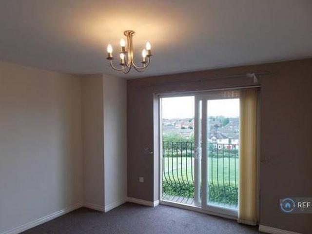 2 bedroom flat for rent in Grazier Avenue Tamworth B77