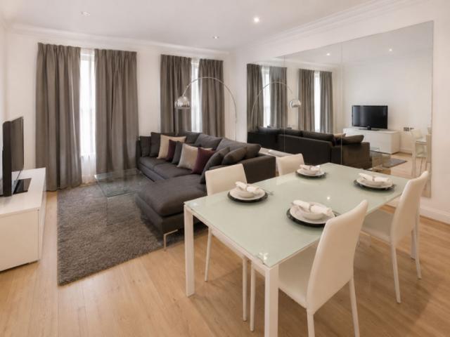 2 bedroom flat for rent in Grainger Street, Murton House, NE1