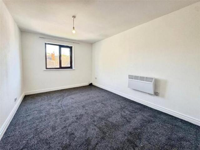 2 bedroom flat for rent in Granada Mews, Manchester, Greater Manchester, M16
