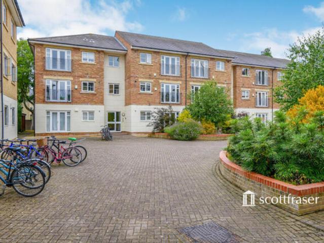 2 bedroom flat for rent in Grandpont Place, Long Ford Close, OX1