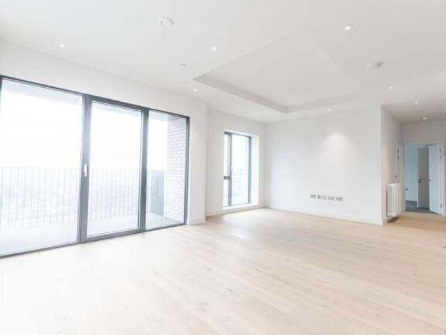 2 bedroom flat for rent in Grantham House, Docklands, London, E14