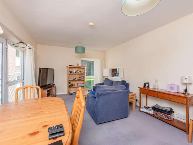 2 bedroom Flat for rent in Granville Court, Oxford, OX3 0HS