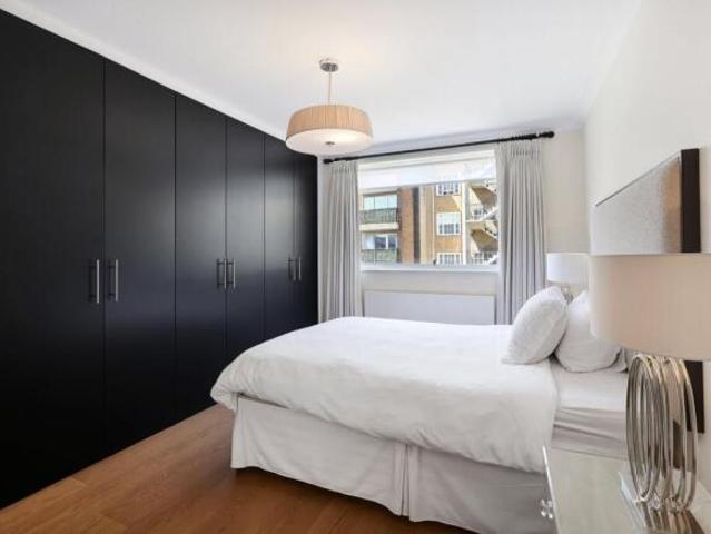 2 bedroom flat for rent in Greville House, Kinnerton Street, SW1X