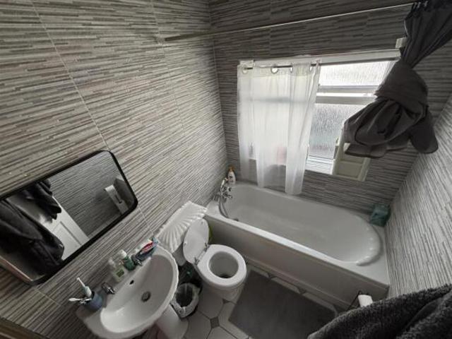 2 bedroom flat for rent in Greyfriars Court, Sadler Road, Coventry, CV6