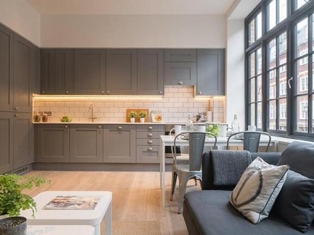 2 bedroom flat for rent in Great Titchfield Street, Fitzrovia, W1W