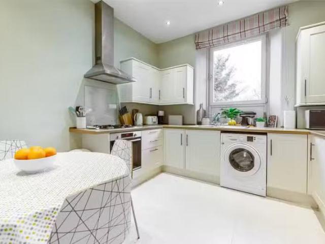 2 bedroom flat for rent in Great Western Road, Aberdeen, AB10