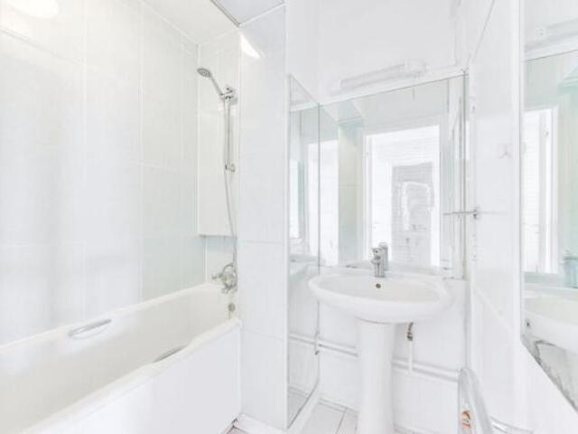 2 bedroom flat for rent in Great Cumberland Place, Hyde Park Estate, London, W1H