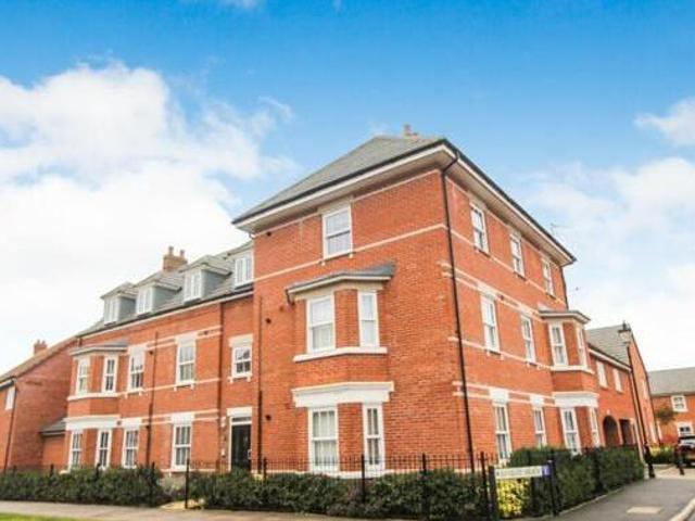 2 Bedroom Flat For Rent In Great Denham