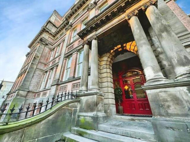 2 bedroom flat for rent in Great George Street, Leeds, LS1