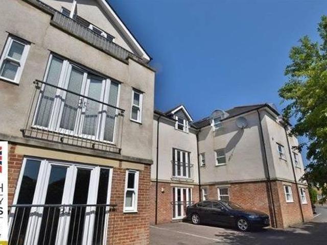 2 bedroom flat for rent in Great Havers Court Bishops Stortford CM23