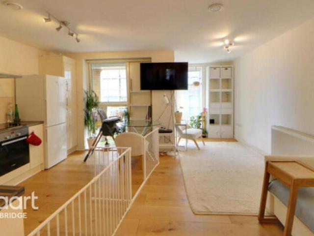 2 bedroom flat for rent in Great Northern Road, Cambridge, CB1