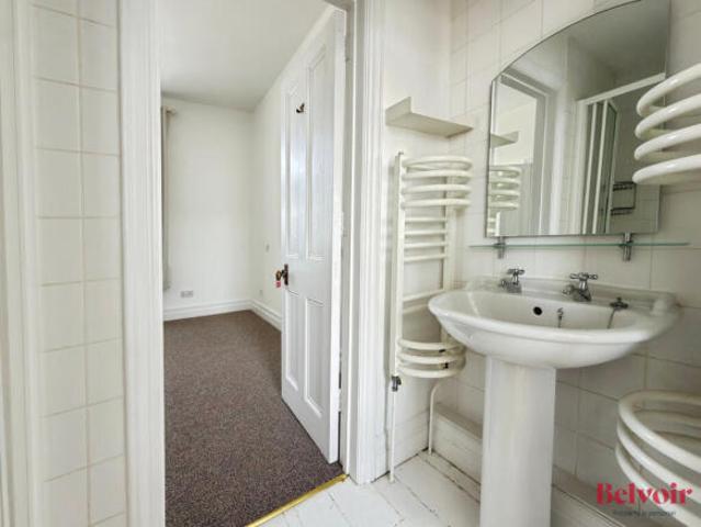 2 bedroom flat for rent in Great Norwood Street, Cheltenham, GL50
