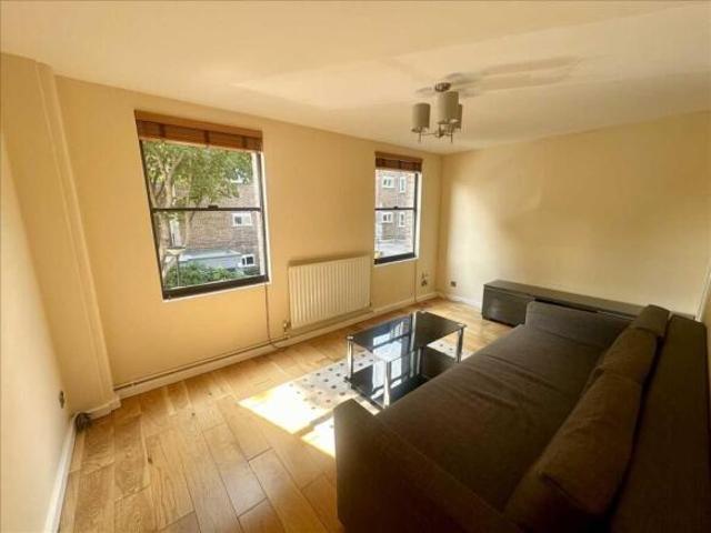 2 bedroom flat for rent in Greatfield Close, London, N19