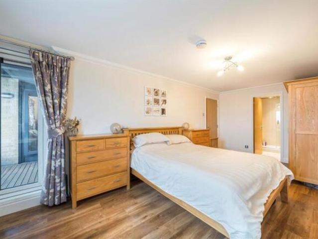 2 bedroom flat for rent in Greenfell Mansions, Deptford, SE8