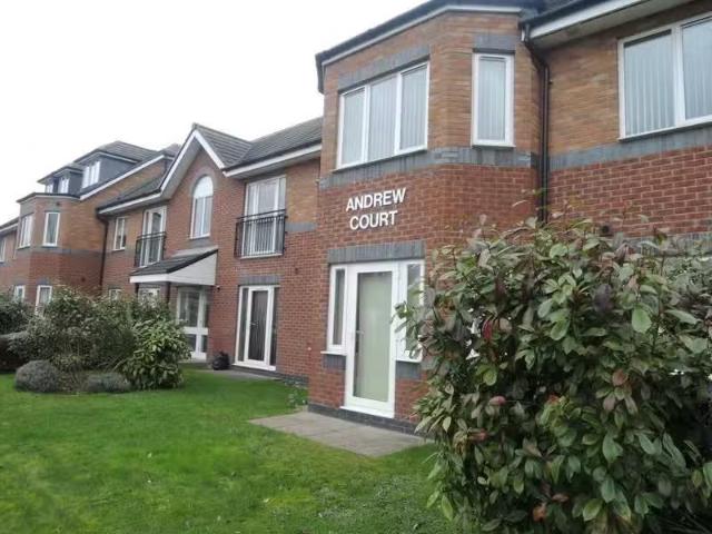 2 bedroom flat for rent in Greenholm Road, Birmingham, West Mi.