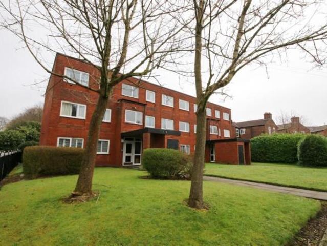 2 bedroom flat for rent in Greenside Court, Monton, M30