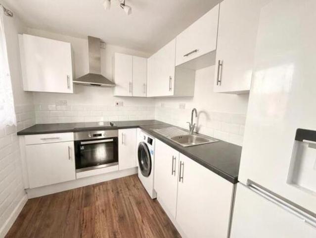 2 bedroom flat for rent in Gresham Court, Gresham Road, Brentwood, CM14