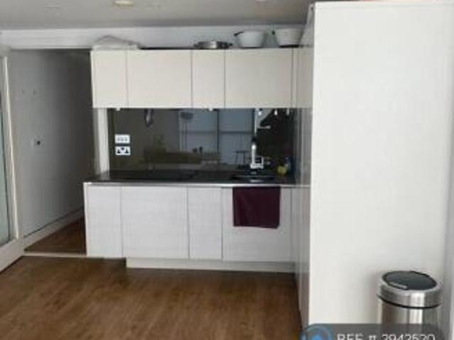 2 bedroom flat for rent in, Gunwharf Quays, PO1