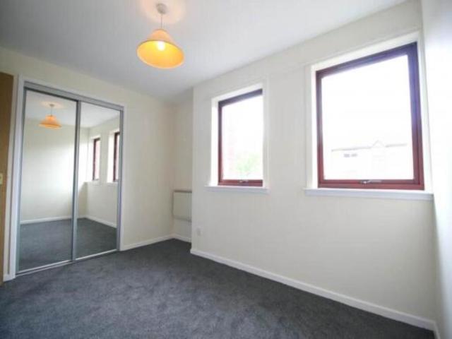 2 bedroom flat for rent in Gylemuir Road, Corstorphine, Edinburgh, EH12