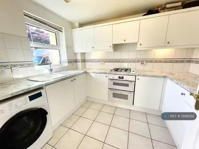 2 bedroom flat for rent in Hamilton Court, Coventry, CV1