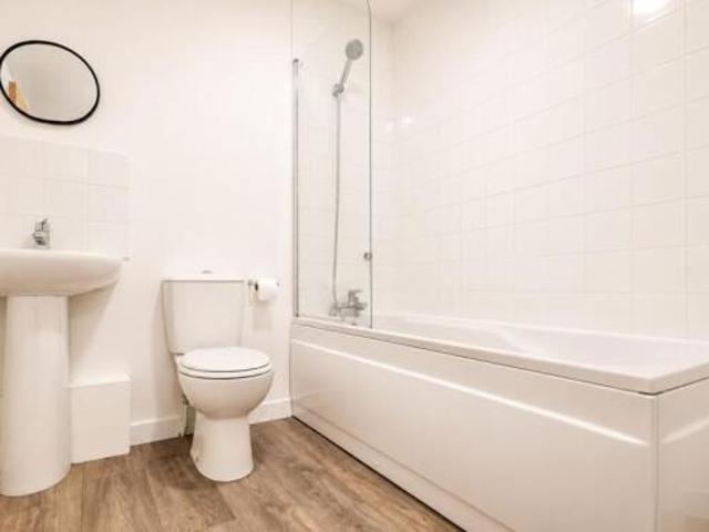 2 bedroom flat for rent in Hamilton Road, Uddingston, Glasgow, G71 7SG, G71