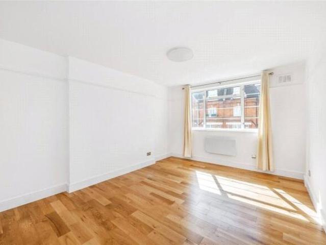 2 bedroom flat for rent in Hamlet Court, Hamlet Gardens, Hammersmith, London, W6