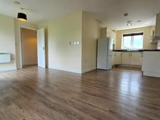 2 bedroom flat for rent in Hamlet Way, Stratford Upon Avon, Wa.