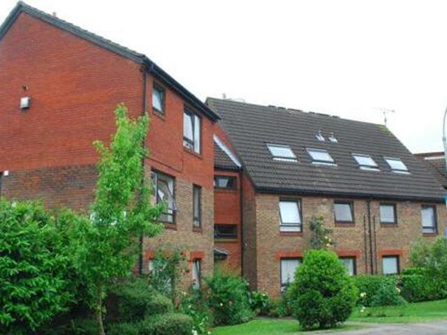 2 Bedroom Flat For Rent In Hammersmith, London