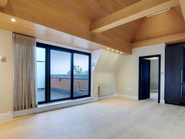 2 Bedroom Flat For Rent In Hampstead