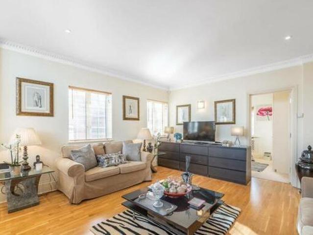 2 Bedroom Flat For Rent In Hampstead, London