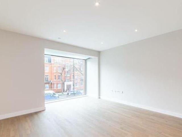 2 Bedroom Flat For Rent In Hampstead, London