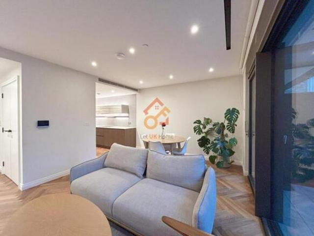 2 bedroom flat for rent in Hampton House, 2 Michael Road, London SW6