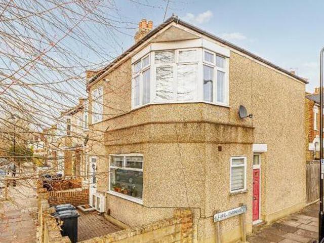 2 Bedroom Flat For Rent In Hanwell, London