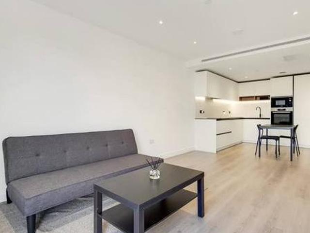 2 bedroom flat for rent in Handley House 19 Glenthorne Road London W6