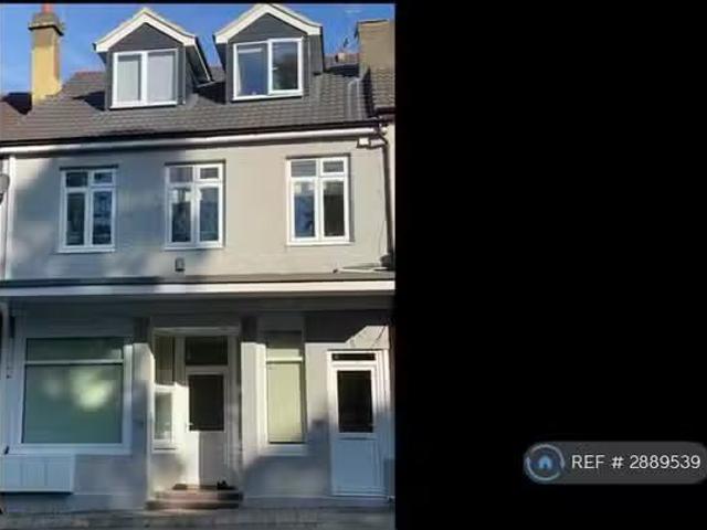 2 bedroom flat for rent in Haemes House, Camberley, GU16