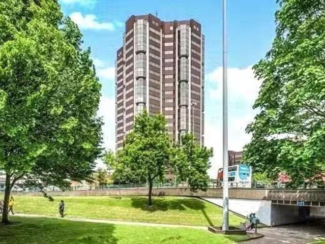 2 bedroom flat for rent in Hagley Road, Birmingham, West Midla.