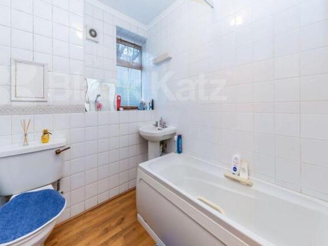 2 bedroom flat for rent in Halton Road, Angel/Cannonbury N1