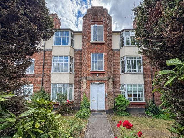 2 bedroom flat for rent in Hale Lane, Chasewood Court Hale Lane, NW7