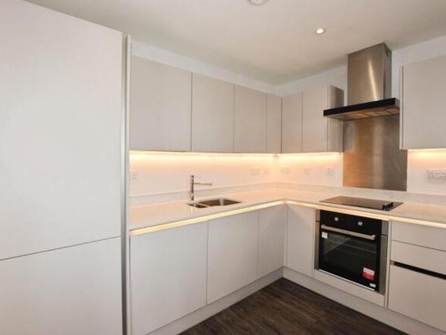 2 bedroom flat for rent in Hallmark Tower, 6 Cheetham Hill Road, Green Quarter, Manchester, M4