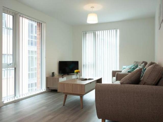 2 bedroom flat for rent in Halo House, Manchester, M4