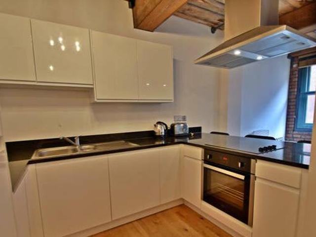 2 bedroom flat for rent in Harter Street Manchester M1