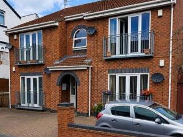 2 bedroom flat for rent in Hartington Road, West Derby, Liverpool, L12