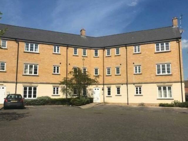 2 bedroom flat for rent in Harvest Way Madley Park OX28