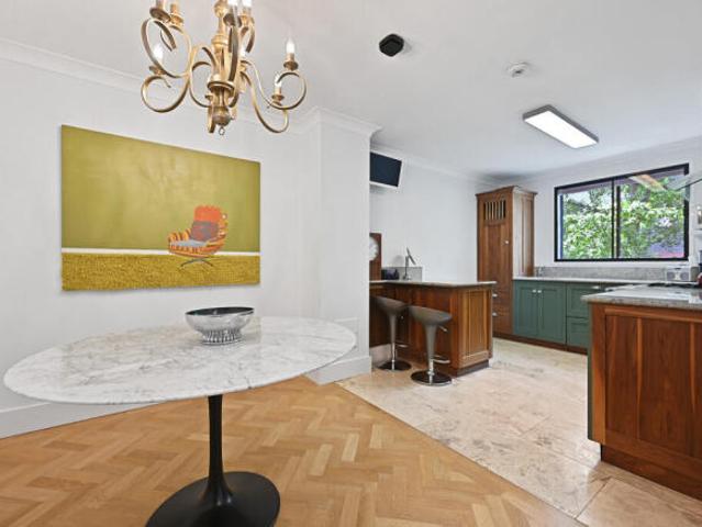 2 bedroom flat for rent in Harley Street, Marylebone Village, London W1G