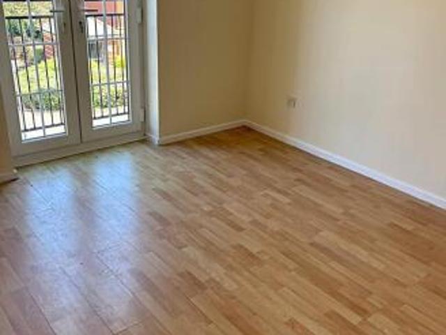 2 bedroom flat for rent in Harrison Way, Cardiff, CF11
