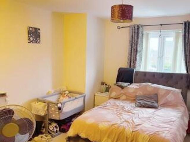 2 bedroom flat for rent in Harrison Close, Warrington, WA1