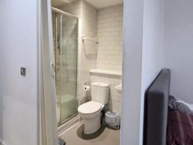 2 bedroom flat for rent in Harrison Street, Manchester, M4