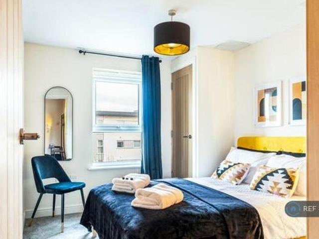 2 Bedroom Flat For Rent In Hatfield